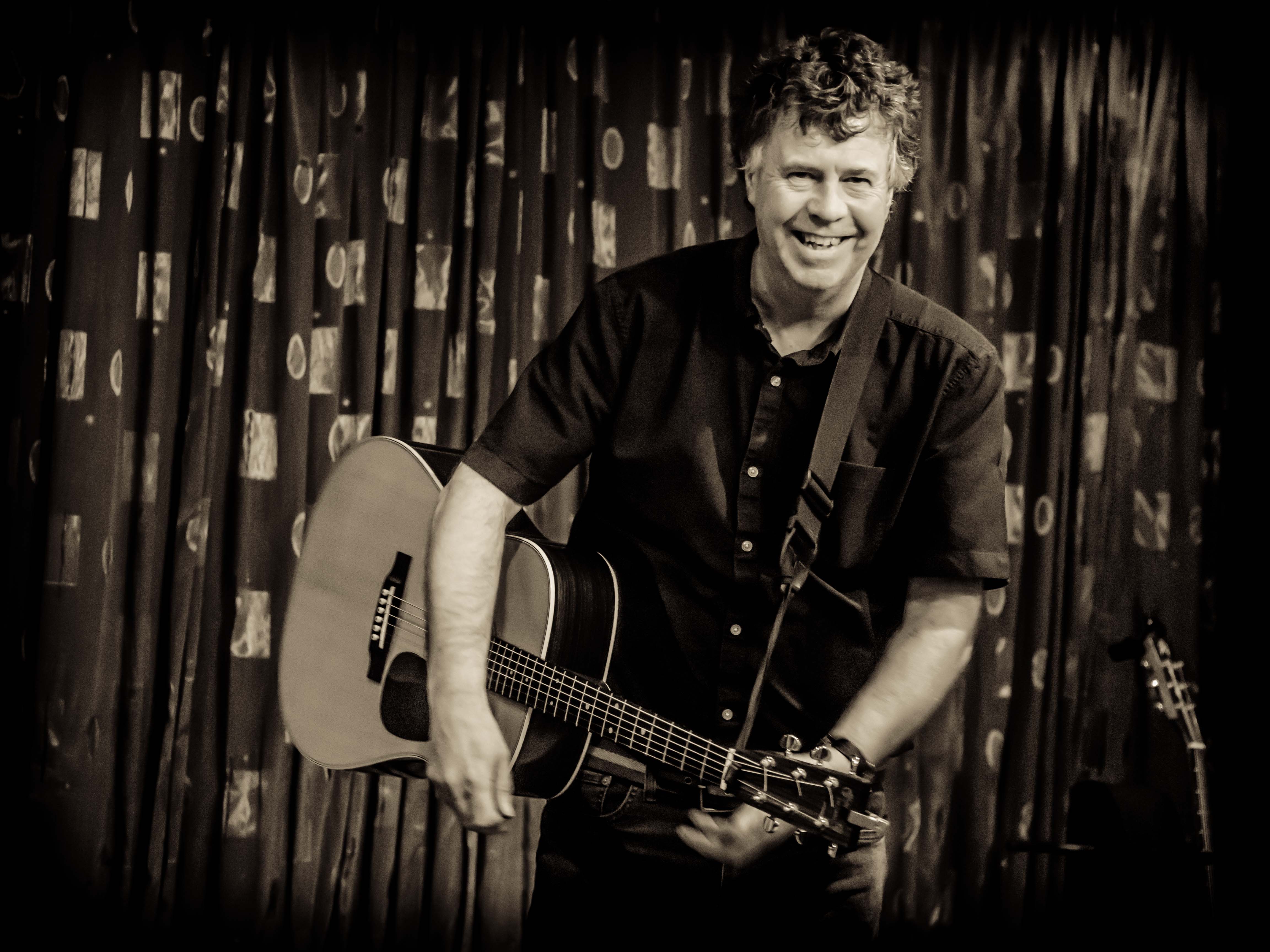 Martin Peirson – Loudhailer Music