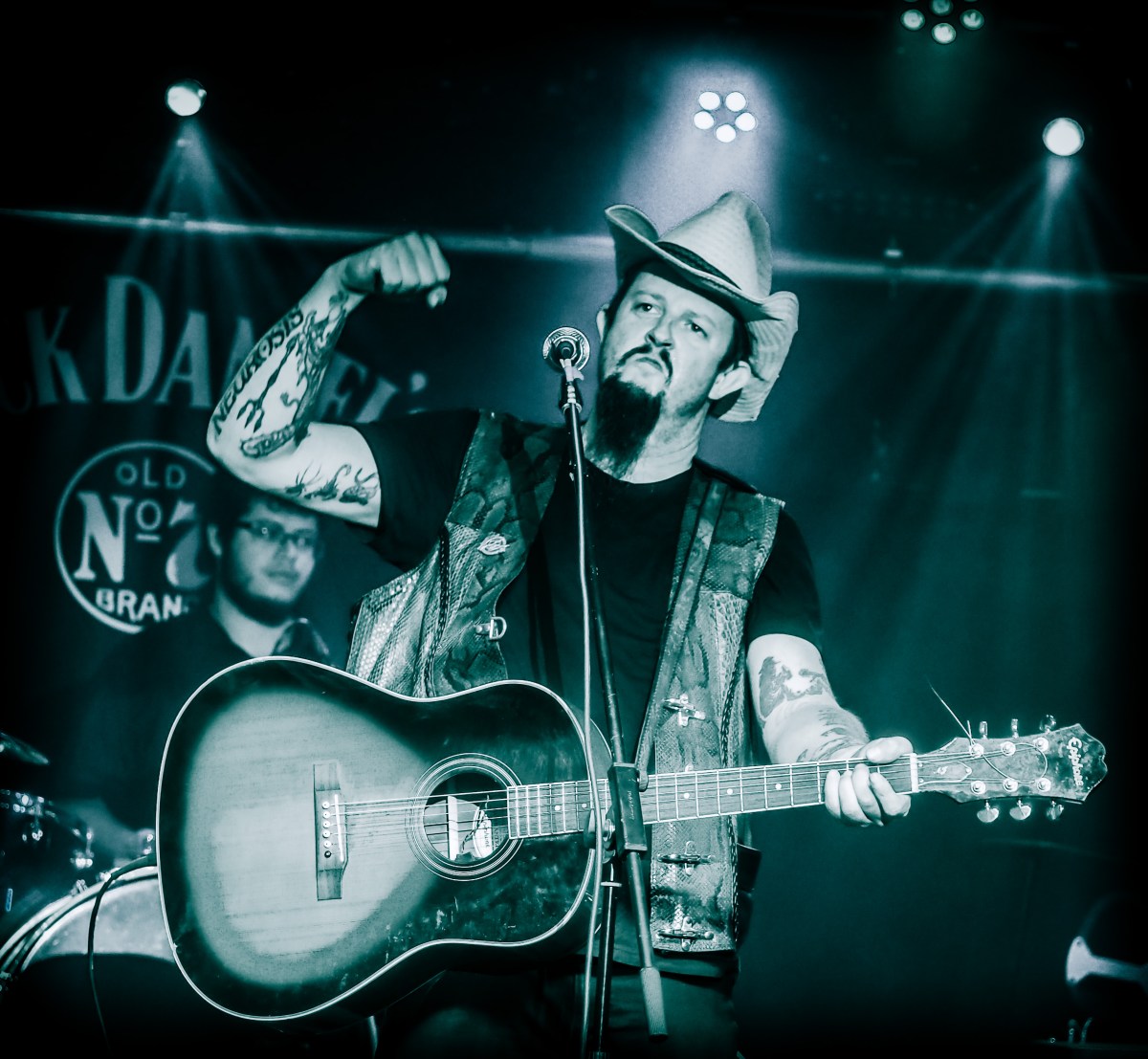 Bob Wayne is Back in Hull – Yeah! – Loudhailer Music