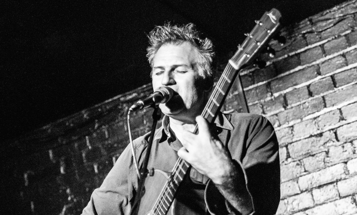 Nick Harper at the Back Room – NOW SOLD OUT – Loudhailer Music